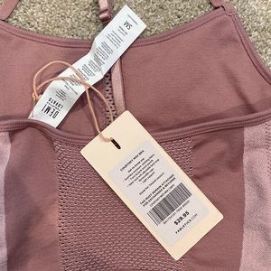 Fabletics | Tops | Nwt Fabletics Sports Bra | Poshmark